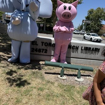 EL TORO LIBRARY - Updated December 2025 - 44 Photos & 43 Reviews ...