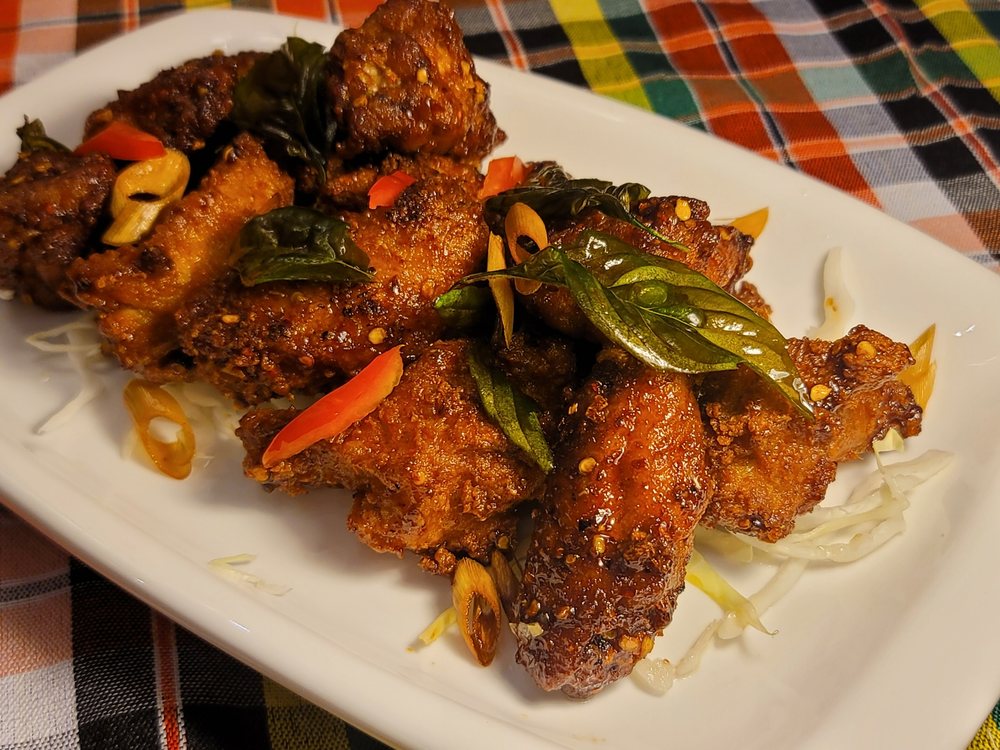 TOAKOM ASIAN BISTRO - Updated December 2025 - 65 Photos & 104 Reviews ...