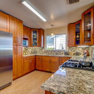 TAHOE CITY KAYAK & PADDLEBOARD - Updated June 2024 - 80 Photos & 106 ...