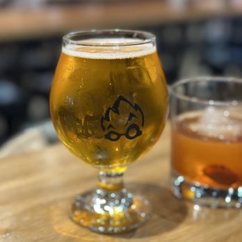 THE HALL BY BEER LAB HI - Updated June 2024 - 888 Photos & 225 Reviews ...