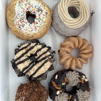 PVDONUTS - Updated July 2025 - 2083 Photos & 1063 Reviews - 158 ...
