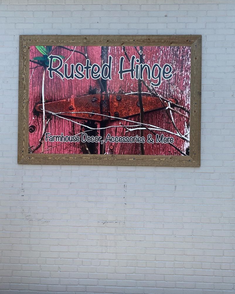 RUSTED HINGE BOUTIQUE - Updated August 2024 - 13 E Main St, Hohenwald ...