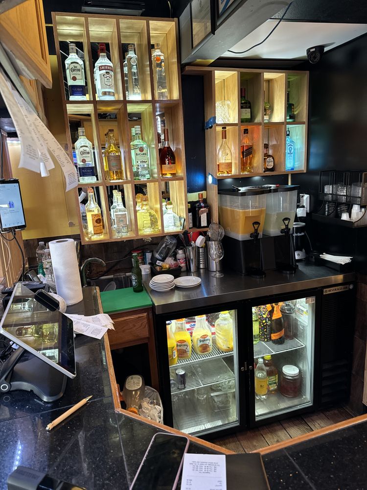 THE LUNCH BOX - Updated September 2024 - 56 Photos & 47 Reviews - 751 ...