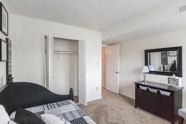 CHARTWELL APARTMENTS - Updated September 2025 - 46 Photos - 6464 ...