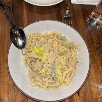 DAISIES - Updated May 2025 - 1386 Photos & 656 Reviews - 2375 N ...