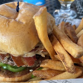 DOG & BULL TAPHOUSE AND KITCHEN - Updated February 2026 - 519 Photos ...