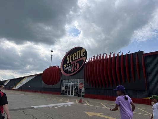 SCENE75 ENTERTAINMENT CENTER | CINCINNATI - Updated February 2025 - 140 ...