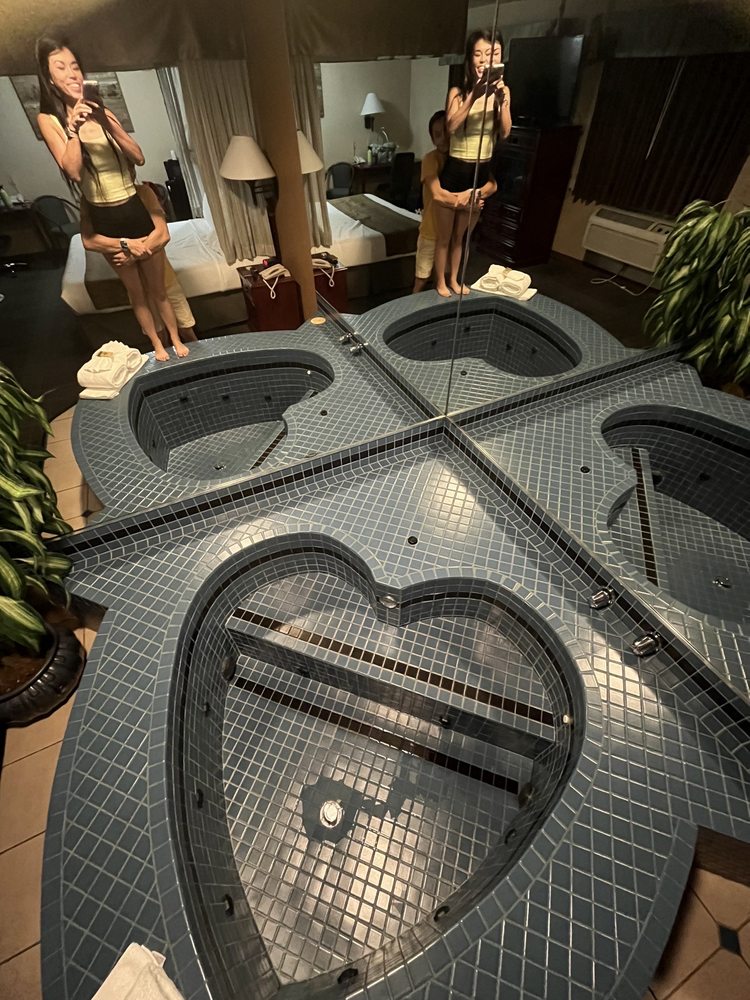 DYNASTY SUITES REDLANDS HOTEL - 148 Photos & 163 Reviews - 1235 W ...