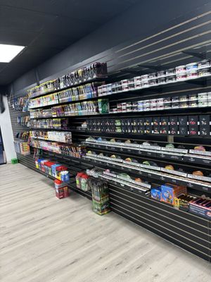 PUFF ZONE SMOKE & TOBBACO - Updated March 2025 - 18 Photos - 2441 State ...