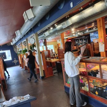 OLD MARKET PUB & BREWERY - Updated July 2025 - 301 Photos & 451 Reviews ...