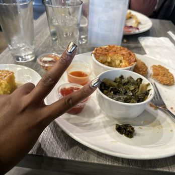 ROC SOUTH CUISINE - Southern Restaurant in Atlanta, Georgia at 3009 ...