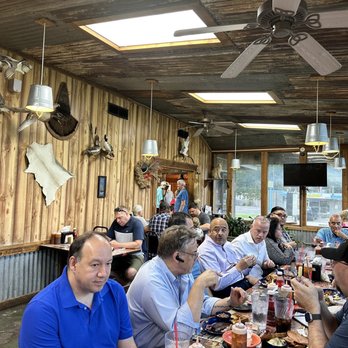 RUNTS BAR-B-Q & GRILL - Updated May 2025 - 116 Photos & 171 Reviews ...