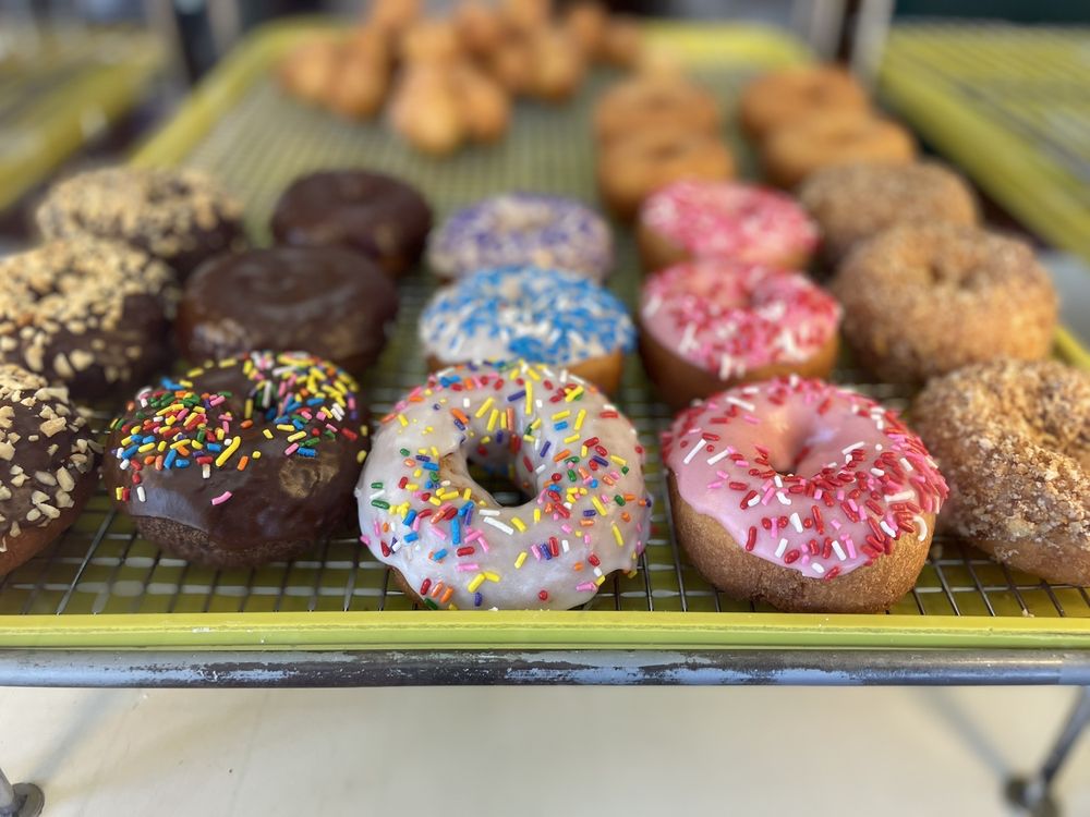 Tasty Donuts & Deli, Huntington Beach | Roadtrippers