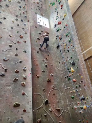 ROCKQUEST CLIMBING CENTER - Updated September 2025 - 41 Photos & 37 ...