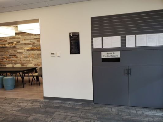 CAROL STREAM PUBLIC LIBRARY - Updated October 2025 - 57 Photos & 15 ...