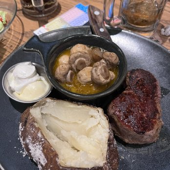 OUTBACK STEAKHOUSE - Updated January 2026 - 63 Photos & 77 Reviews ...