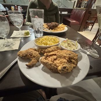 HUNTER’S BAR AND GRILL - Updated November 2024 - 49 Photos & 163 ...