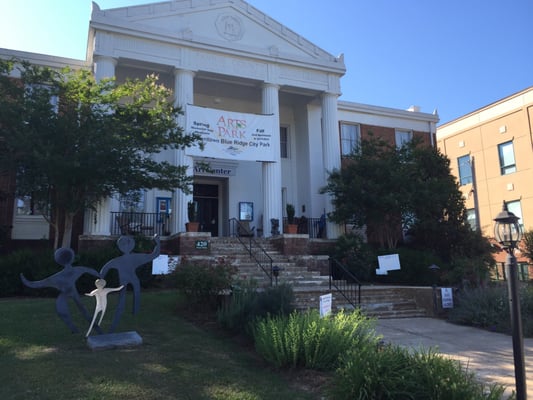 BLUE RIDGE MOUNTAINS ARTS ASSOCIATION - Updated August 2025 - 10 Photos ...