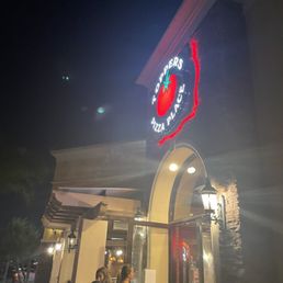 TOPPERS PIZZA PLACE - Updated July 2025 - 383 Photos & 417 Reviews ...