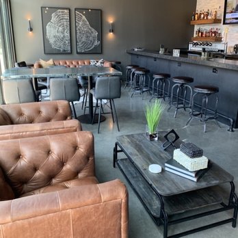 SCISSORS & SCOTCH - Updated November 2024 - 15 Reviews - 260 E Basse Rd ...