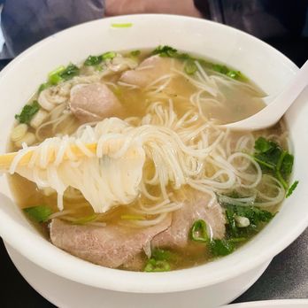 PHO MIGNON - Updated April 2025 - 379 Photos & 420 Reviews - 12557 ...