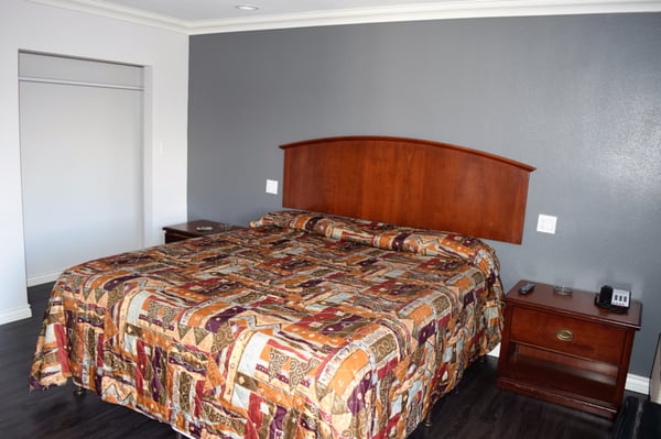 DELUXE INN - 50 Photos & 27 Reviews - 13640 Hawthorne Blvd, Hawthorne ...