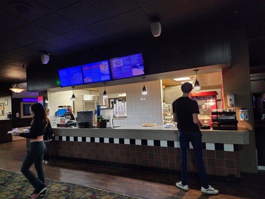 ALOMA BOWL - 115 Photos & 82 Reviews - 2530 Aloma Ave, Winter Park ...