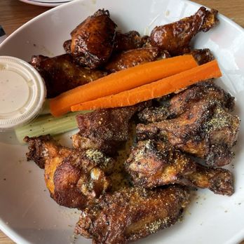 LET IT FLY SPORTS BAR - Updated July 2025 - 164 Photos & 145 Reviews ...