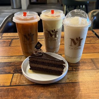 LA LUNA TEA AND DESSERT BAR - Updated June 2024 - 2138 Photos & 621 ...