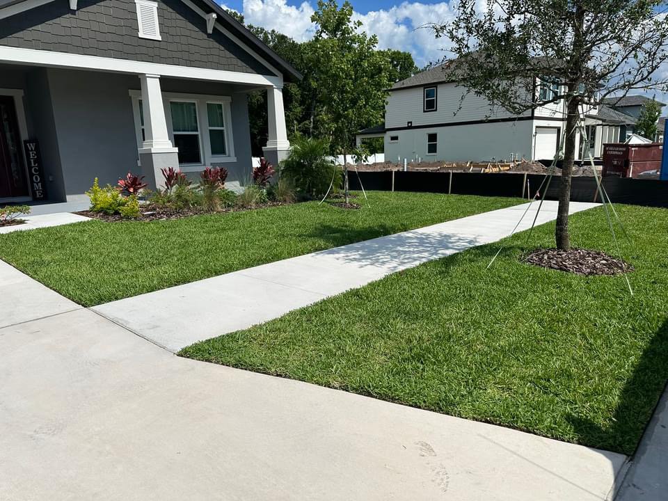 GREEN ESCAPES LAWN MOWING - Updated August 2025 - 17 Photos - Riverview ...