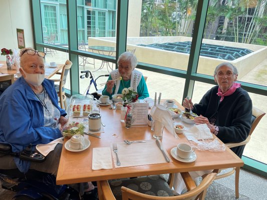 15 CRAIGSIDE - Updated September 2024 - 65 Photos - 15 Craigside Pl ...