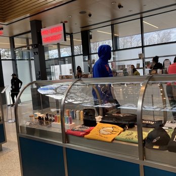 INSA CANNABIS DISPENSARY - SPRINGFIELD - Updated May 2024 - 40 Photos ...