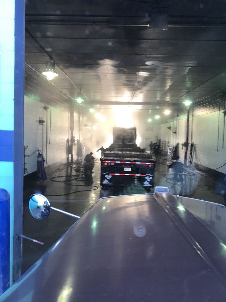 BLUE BEACON TRUCK WASH - Updated April 2025 - 6730 Thompson Rd, Baytown ...