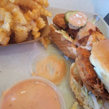 NASH + TENDER ELK GROVE - Updated June 2025 - 91 Photos & 52 Reviews ...