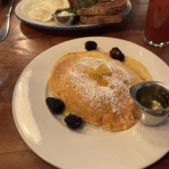 BEATRIX - Updated May 2025 - 3232 Photos & 2634 Reviews - 519 N Clark ...