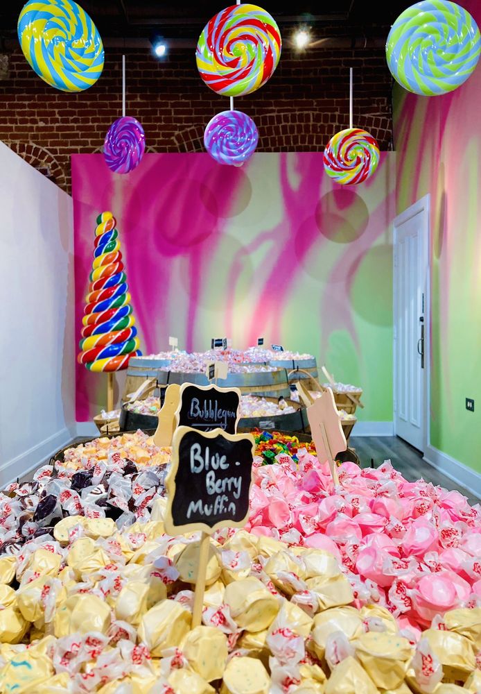 THE MISSION INN CANDY LANE STORE - Updated December 2025 - 40 Photos ...