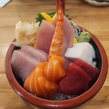 SUSHI BROADWAY - Updated April 2025 - 81 Photos & 21 Reviews - 2549 ...