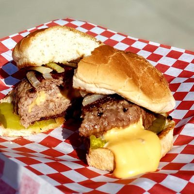 BOMB BURGER - 102 Photos & 163 Reviews - Northridge, California ...