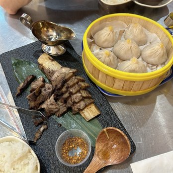 DIN‘S KITCHEN - Updated July 2024 - 23 Photos - 5210 7th Ave, Brooklyn ...