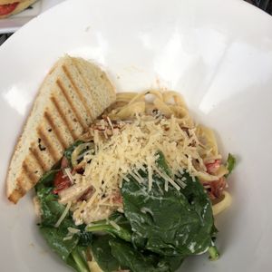 VIA DELIZIA - 284 Photos & 319 Reviews - Italian - 1105 NW Marshall St ...