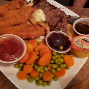 MR PIZZA - 61 Photos & 123 Reviews - 160 Main St, Gorham, New Hampshire ...