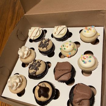 FAT CUPCAKE - Updated December 2025 - 133 Photos & 168 Reviews - 8730 ...