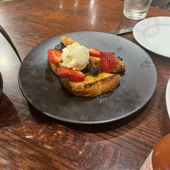 RIVERSIDE CLUBHOUSE - Updated June 2024 - 790 Photos & 697 Reviews ...