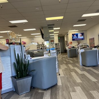 FRIENDLY NAILS & SPA - Updated June 2024 - 142 Photos & 118 Reviews ...