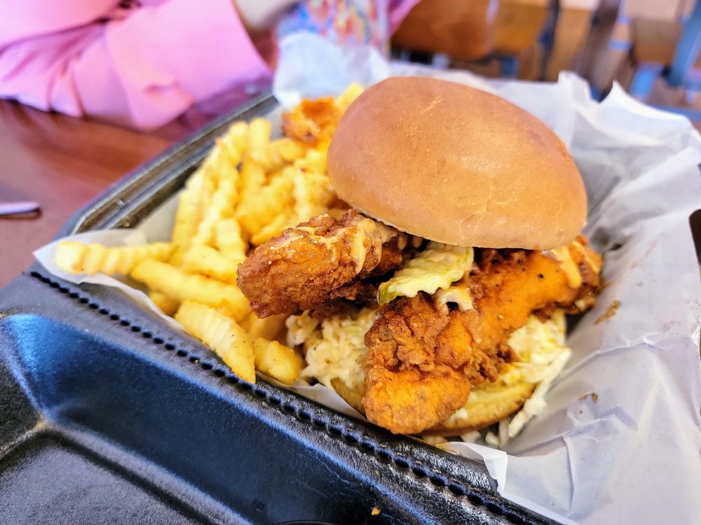 BYRD’S HOT CHICKEN - Updated October 2025 - 30 Photos & 35 Reviews ...