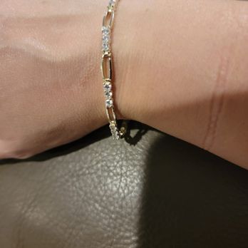 BODY TUNE PLUS - Updated December 2025 - 18 Photos - 200E N Owa Blvd ...