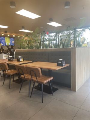 EGGHOLIC - Updated October 2025 - 42 Photos & 20 Reviews - 5862 Mowry ...