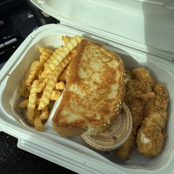 RAISING CANE’S CHICKEN FINGERS - Updated February 2025 - 167 Photos ...