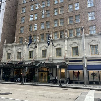 CLUB QUARTERS - Updated December 2025 - 261 Photos & 299 Reviews - 720 ...