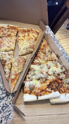 DAMENZO’S PIZZA - Updated March 2025 - 96 Photos & 207 Reviews - 2324 W ...